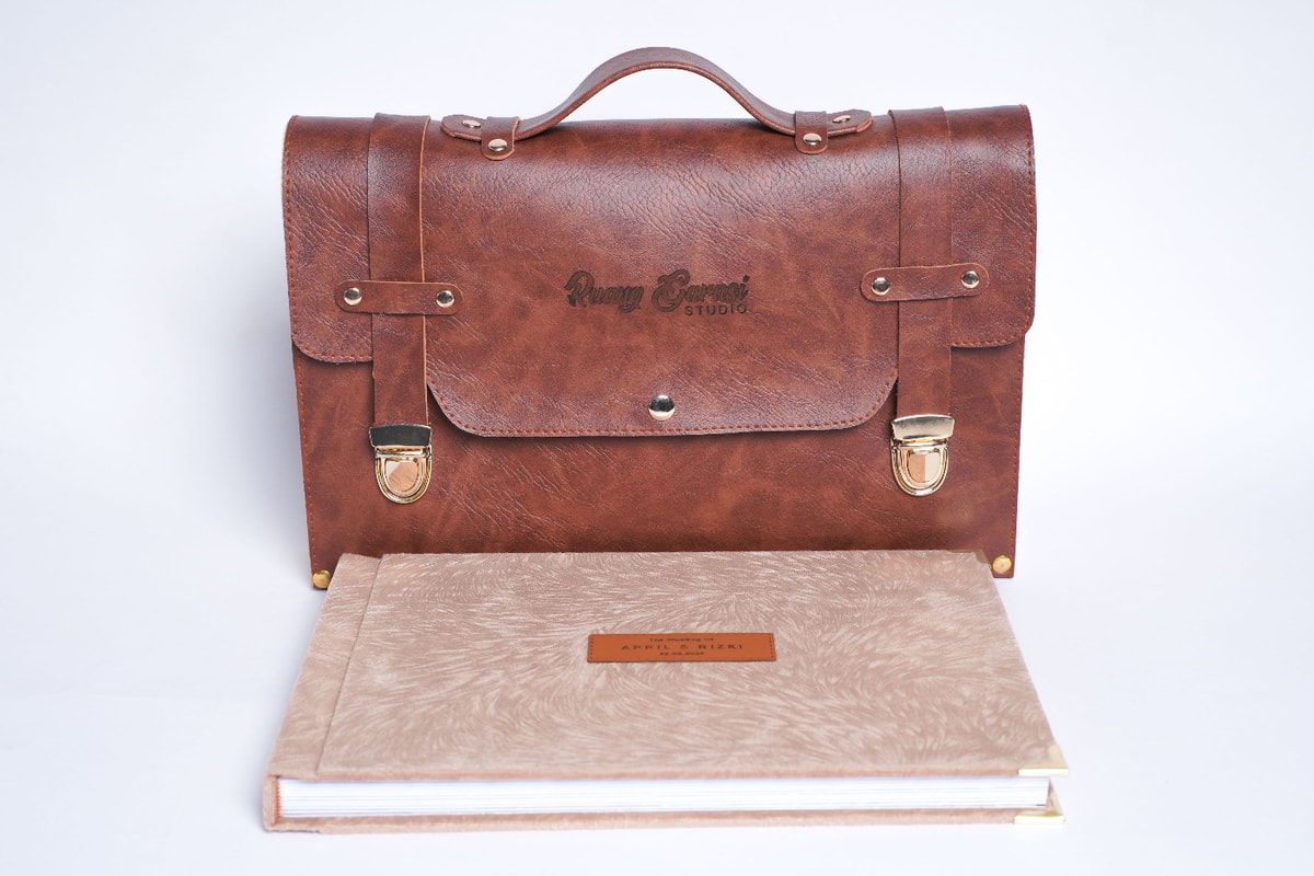 Produk Album Kolase Grafir