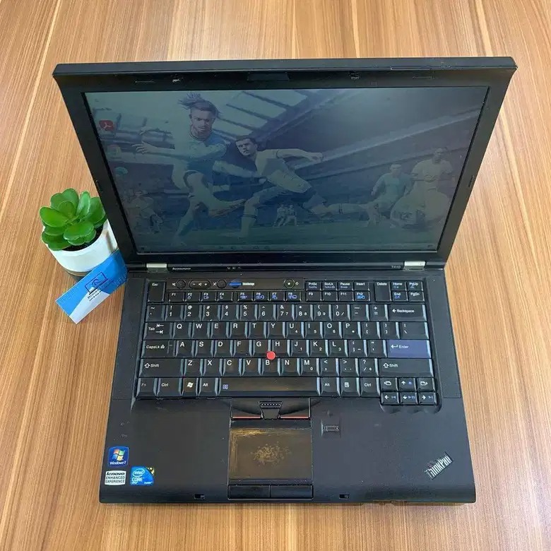 LAPTOP LENOVO THINKPAD INTEL CORE I5 RAM 4GB HDD 250GB | BEKAS SECOND