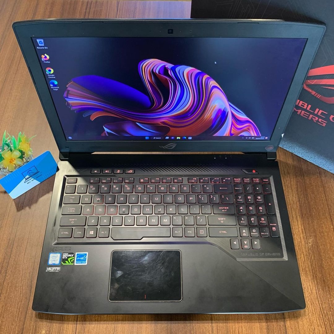 LAPTOP ASUS ROG STRIX FULLSET BOX