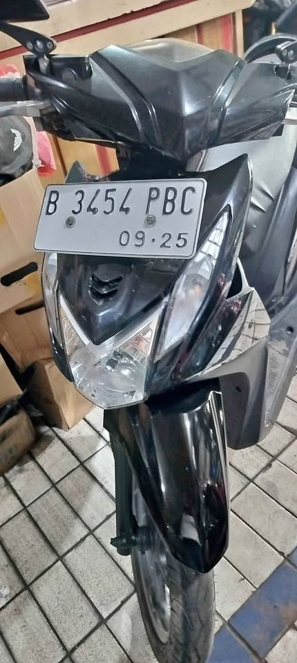 2015 Honda beat