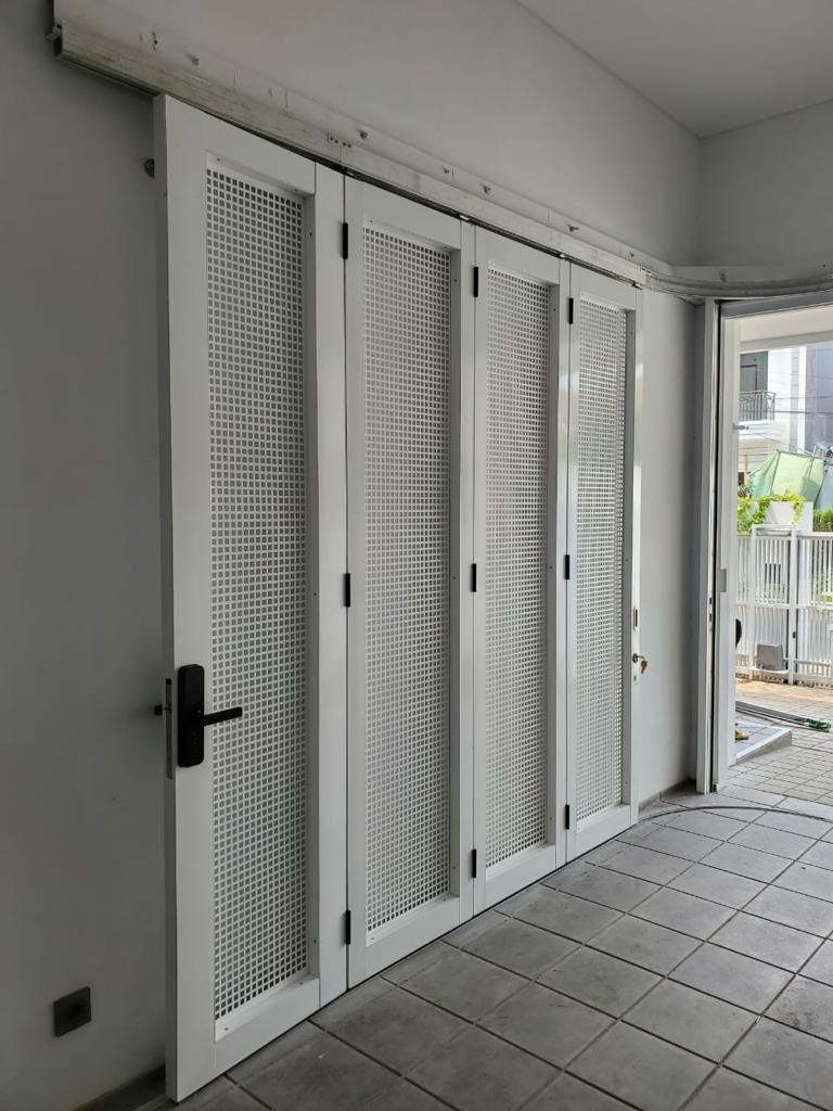 Garasi Aluminium: Pilihan Modern, Kuat, dan Tahan Lama untuk Rumah Masa ...