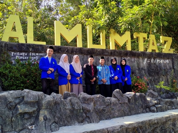 5 Mahasiswa STAIYO Praktek Pengalaman Lapangan (PPL) di MA Al Mumtaz ...