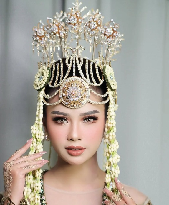 Siger Sunda: Mahkota Pengantin Penuh Makna ala Jawa Barat